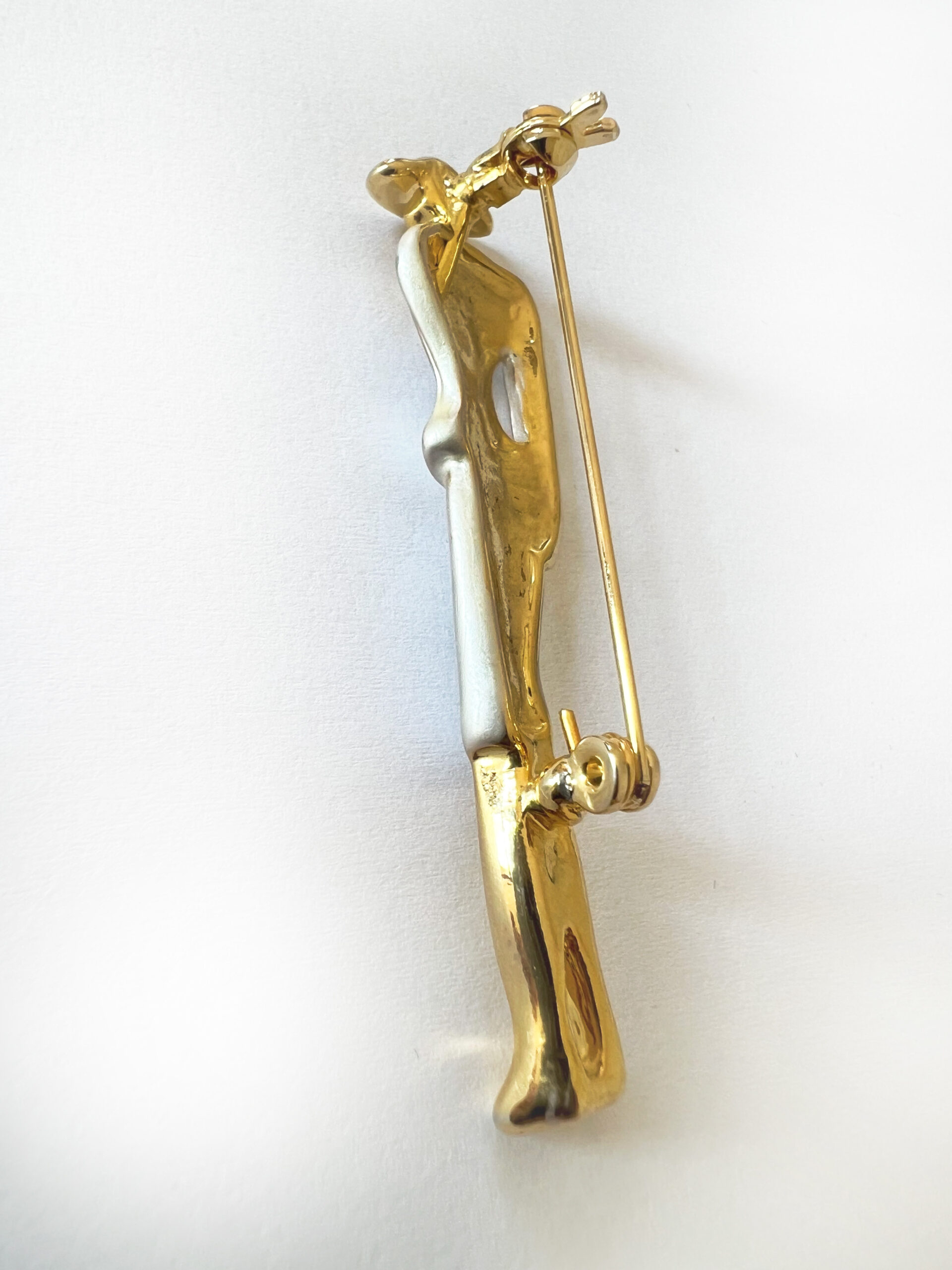 Brooch - Classy Lady with Pearly Enamel Painted Clothes ML1807 - Molly ...