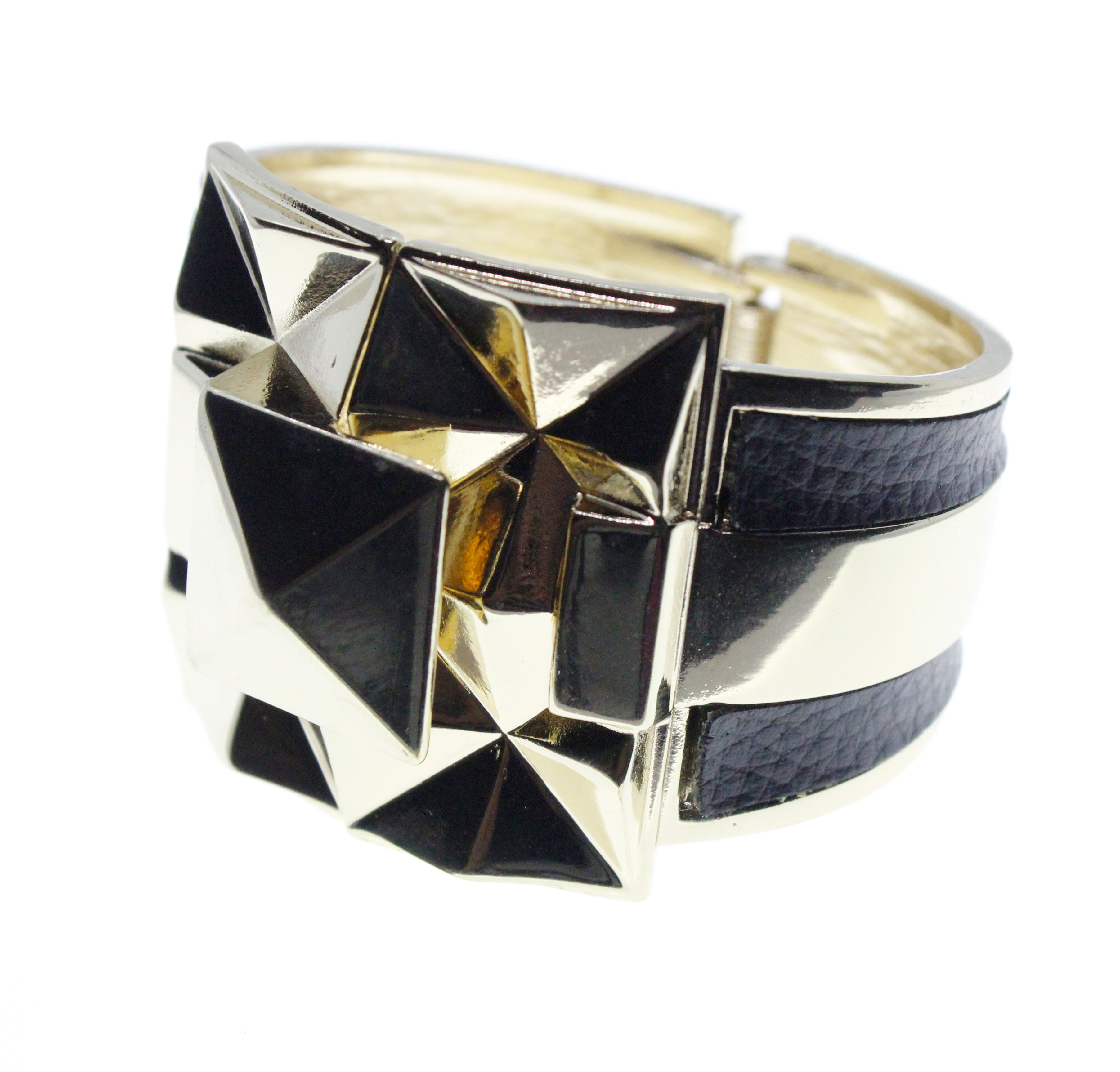 Bangle - Vintage Gold Tone Square in Middle of Triangle Pattern. Black ...